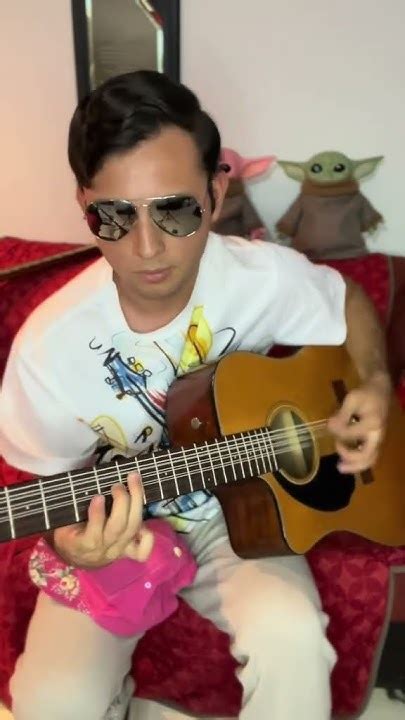 No Es La Guitarra Youtube