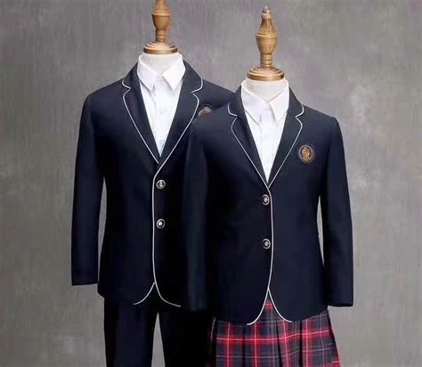 贵阳涌泉服装有限公司 专业定制服装校服定制西服定制