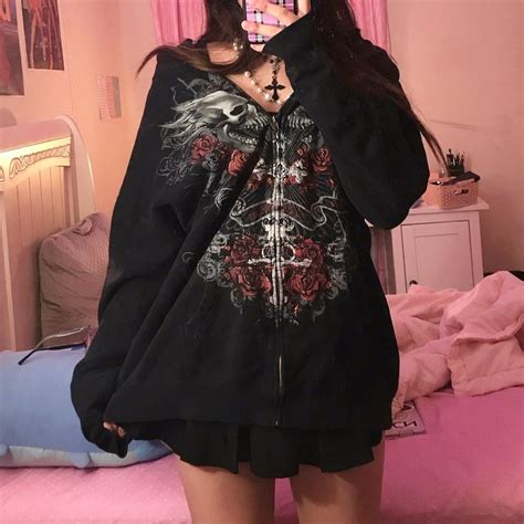 Pin By 𝐓𝐚𝐤𝐚𝐢𝐬𝐮 On ᵍᵒᵗʰ ᵒᵘᵗᶠⁱᵗˢ Cute Outfits Swaggy Outfits Clothes