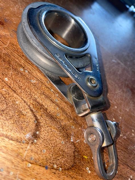 Garhauer 316 Alloy 2 58” Single Sheave Swivel Block 716” Line