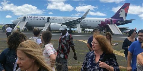 Smoke Filled Hawaiian Airlines Flight Makes Emergency Landing Several