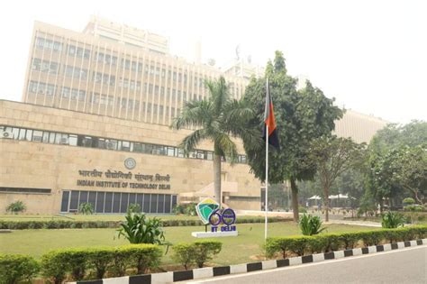 Iit Delhi First Yr Btech Classes To Commence From Nov 29 Offline Classes From Jan For All