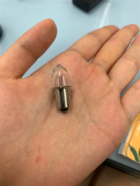 이 꼬마 전구는 불을 어떻게 키나요 지식in