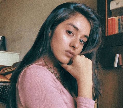 Sakshi Vaidya Model And Actress Biography Wiki And Instagram Actresses Model Instagram