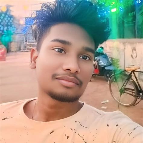 𝕭𝖀𝕿𝖀 Subhashis582 On Threads