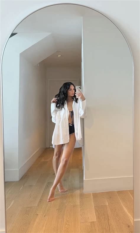 Paige Desorbos Feet