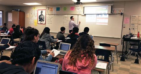 Yalu Ye Design Gooru