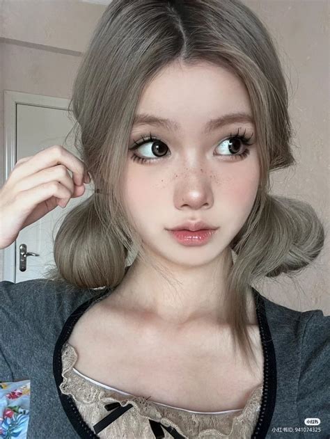 Amane Misa Medium Long Haircuts Cute Makeup Looks Pretty Asian Uzzlang Girl Long Lashes