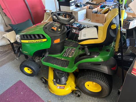 Lot 328 Really Nice John Deere E160 2wd Lawn Tractor Floridas