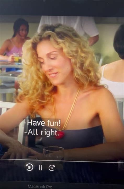 Carrie Bradshaw Outfit