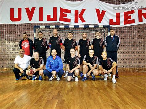 Goran MatijeviĆ Rukometni Veterani Ng S Rukometašem O Rukometu Uoči 7 Memorijalnog