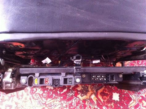 Продам передние сидушки W210 — Mercedes Benz E Class W210 32 л