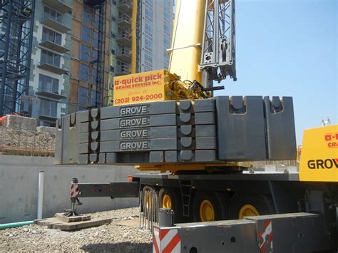 Large All Terrains For Assembling Tower Cranes