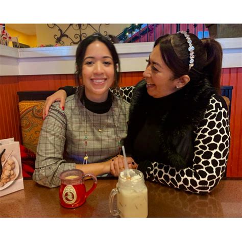 Sticker Maker Mami Freca