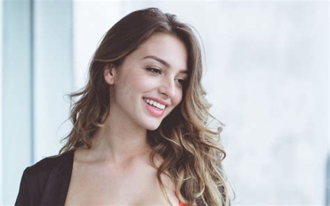 Celine Farach Wallpapers Hd Wallpapers Id