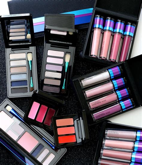 Mac Makeup T Set