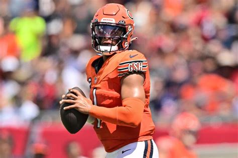 Bears Qb Justin Fields Pulls Back Criticism Of Coaches For ‘robotic