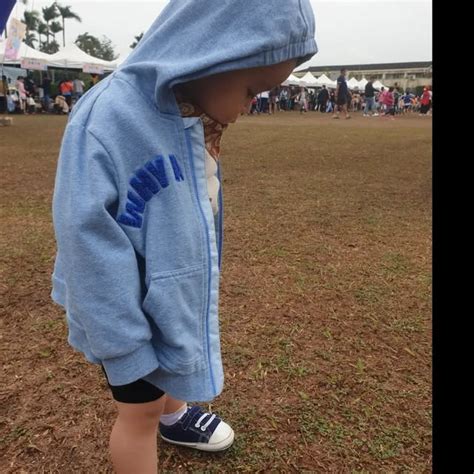 Lindsay Lin Lindsaylin • Threads Say More Lindsay Lin Lindsaylin • Threads Say More