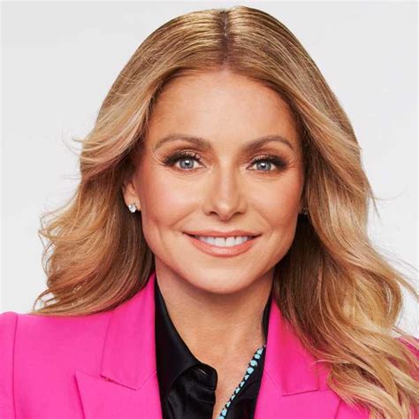 Kelly Ripa Latest News And Photos Hello Page 6 Of 18 Kelly Ripa Latest News And Photos Hello Page 6 Of 18