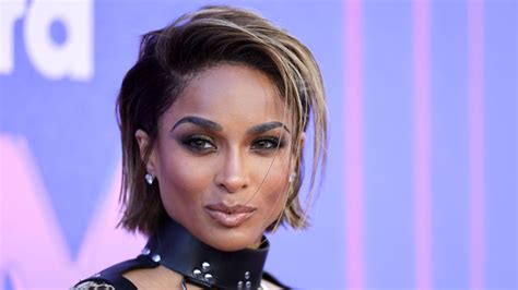 Fans Bash Ciara For Making A New Song About Girls That Dont Need No Man When She Is A Happily
