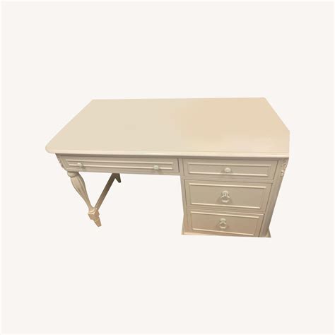 Levitz Furniture White Work Station Aptdeco