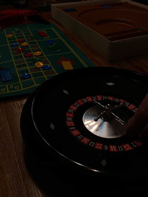 experience the thrill of monte carlo roulette game