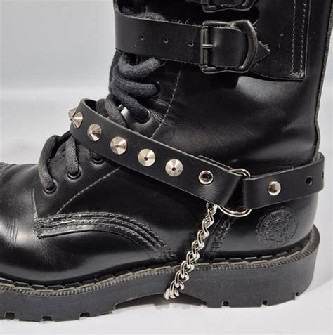 Boot Straps Conical With Chain Pandemonium