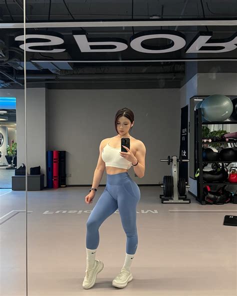 李晓玉☺️ Lllyfit • Instagram Photos And Videos