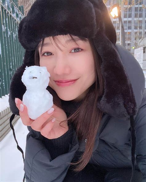 森川侑美さんのインスタグラム写真 森川侑美instagram「2021 新年あけましておめでとうございます🎍 今年もよろしくお願い致します⛄️ 昨年は悲しい出来事が多かった分、 今年