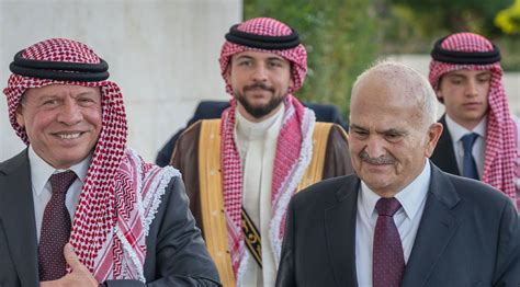 ماذا نعلم عن ولي عهد الأردن بيوم زواجه بالسعودية رجوة آل سيف؟ Cnn Arabic