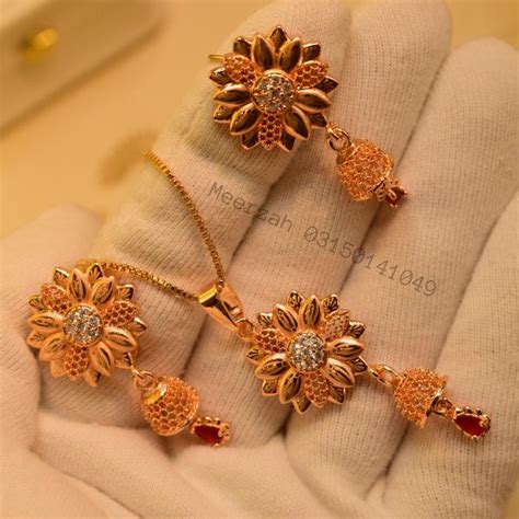 Luxury Fancy Design Gold Plated Necklace Set For Girlswomen