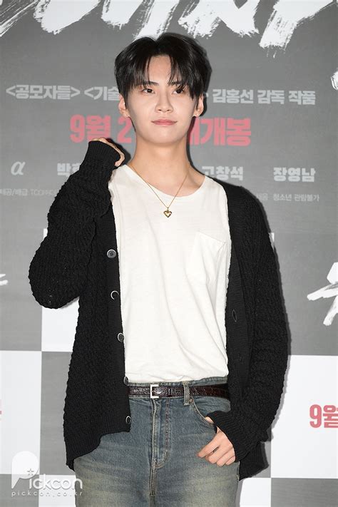 이진혁 오늘은 배우 포스 제대로 포토