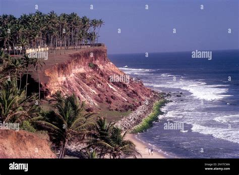 Varkala Beach Papanasham Beach Panoramic Vision From A Rocky Cliff