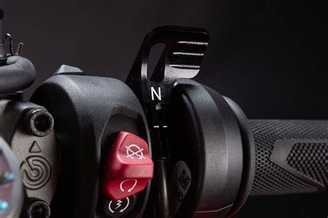 Patent Shows The Secret Of Ducatis Race Style Transmission Cycle World