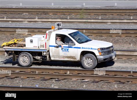 Csx Transportation Trucking Railroad Transport Adds New Combilift