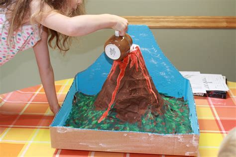 How To Make Baking Soda And Vinegar Volcano At Ann Sexton Blog