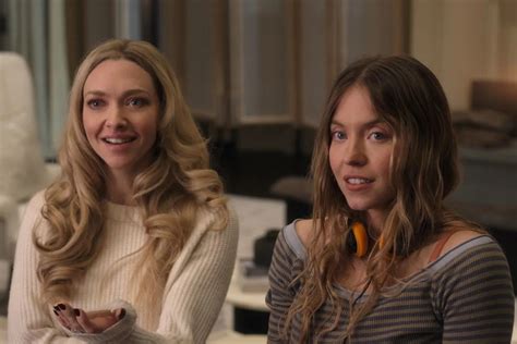 Amanda Seyfried Says Its Easy To Support Sydney Sweeney After