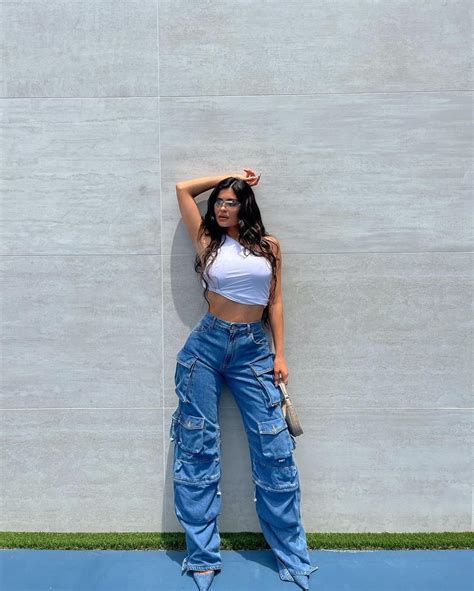 Kylie Jenner Nip Slip Braless 3 Photos The Fappening