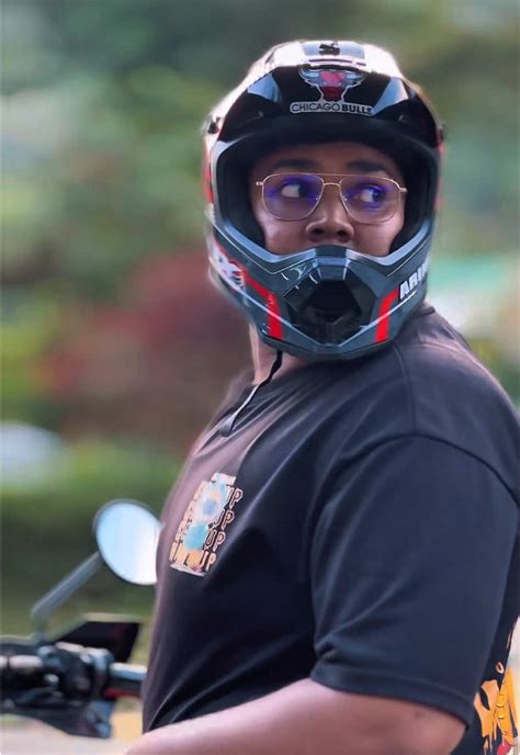 Ravindu Wijesiri Ravinduyasanga Tiktok