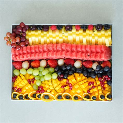 The Fruit Art Platter Frootree