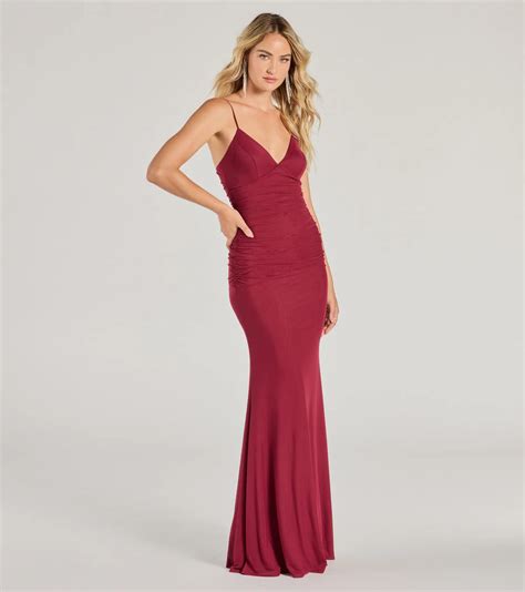 Burgundy Prom Dresses And Windsor