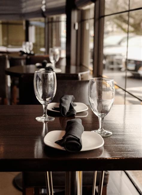Ludals Italian Restaurant Happy Hour North Haven Happyhopper