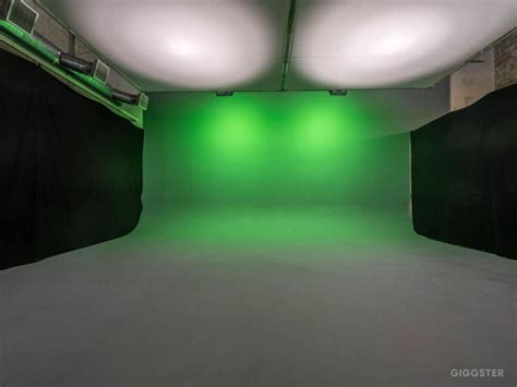 Cyc Wall For Photoshoots Filming Live Events Rent This Location On