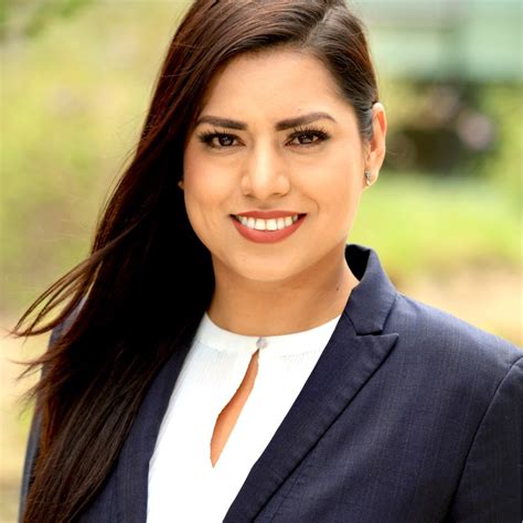 Yanet Murillo Salinas California United States Professional