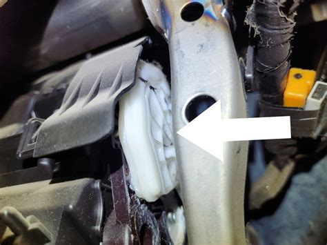 need help identifying a part D: : r/MechanicAdvice