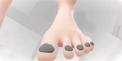 Giantess Dahj Finds A Bug Giantess Barefoot Crush Pov