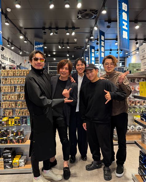 金丸竜児 オフショアですが、昨日2025年の初釣りを楽しんできました。 そして、記念すべき初のターゲットはマゴチ‼︎ この後、すぐにエソが釣れたので初モノがエソにならなくて本当良かった