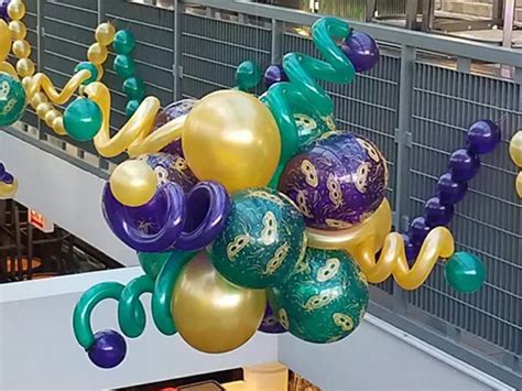 Mardi Gras Themed Balloon Decor