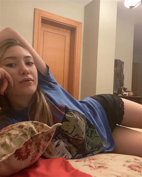 Yasmin Erbil Turkish Sexy Blonde Celebrity Girl Porn Pictures Xxx Photos Sex Images 3828618