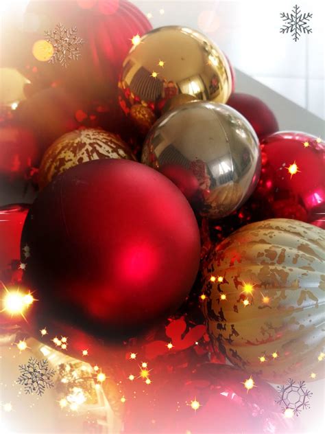 Red And Gold Christmas Wallpapers Top Free Red And Gold Christmas